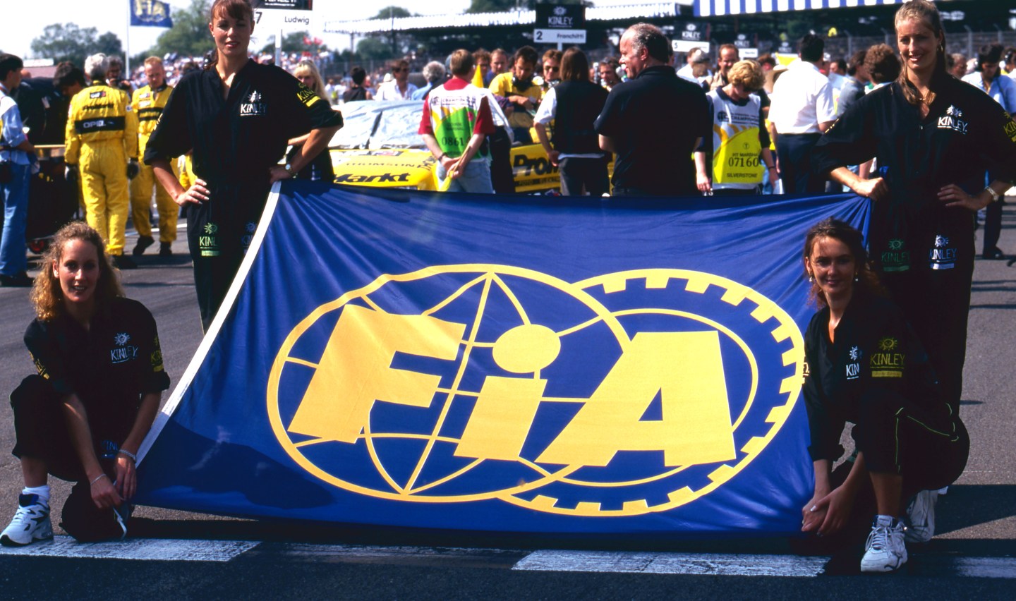 Historic Motor Sport Central. – Knowledge driven by passion.